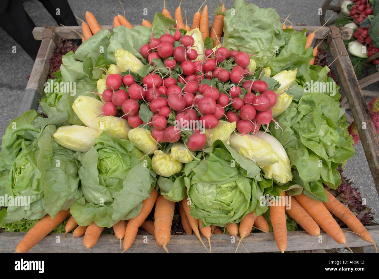 Vegetables direct from farmer sale on cart Stock Photo - Alamy
