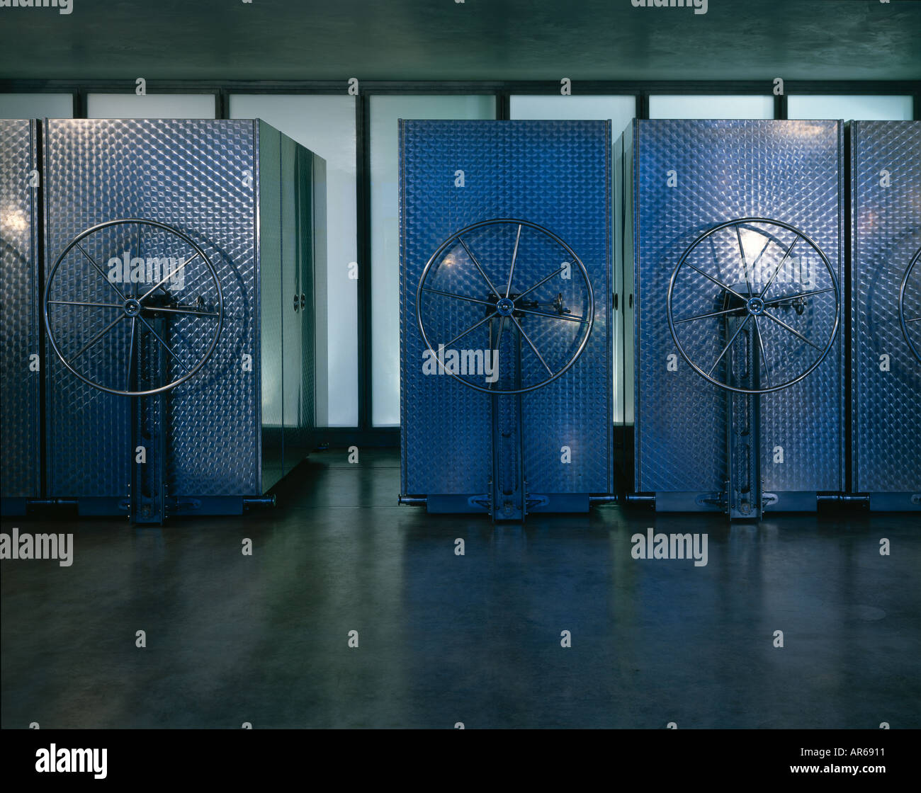 Storage units hi-res stock photography and images - Alamy