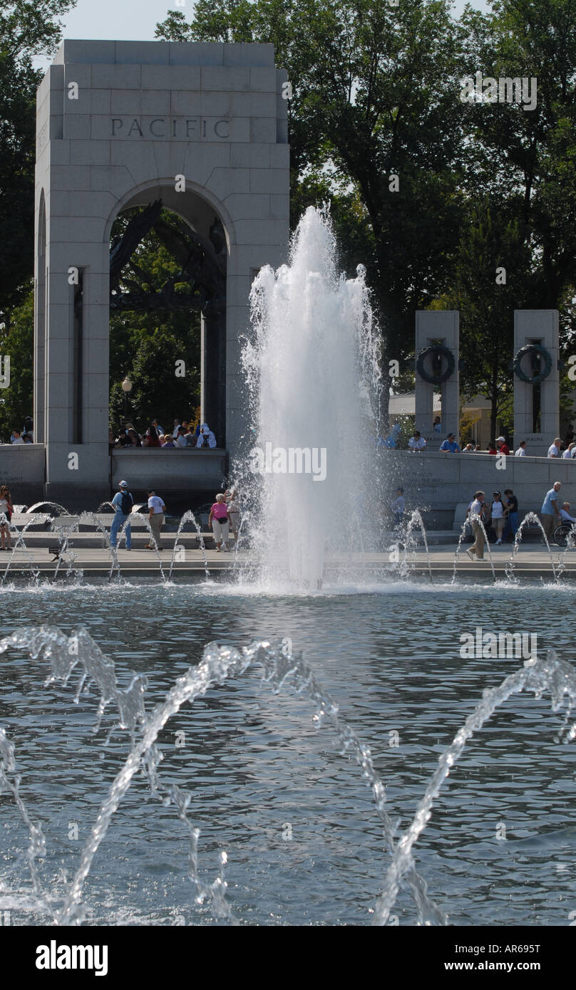 National WWII Memorial Washington DC Stock Photo - Alamy