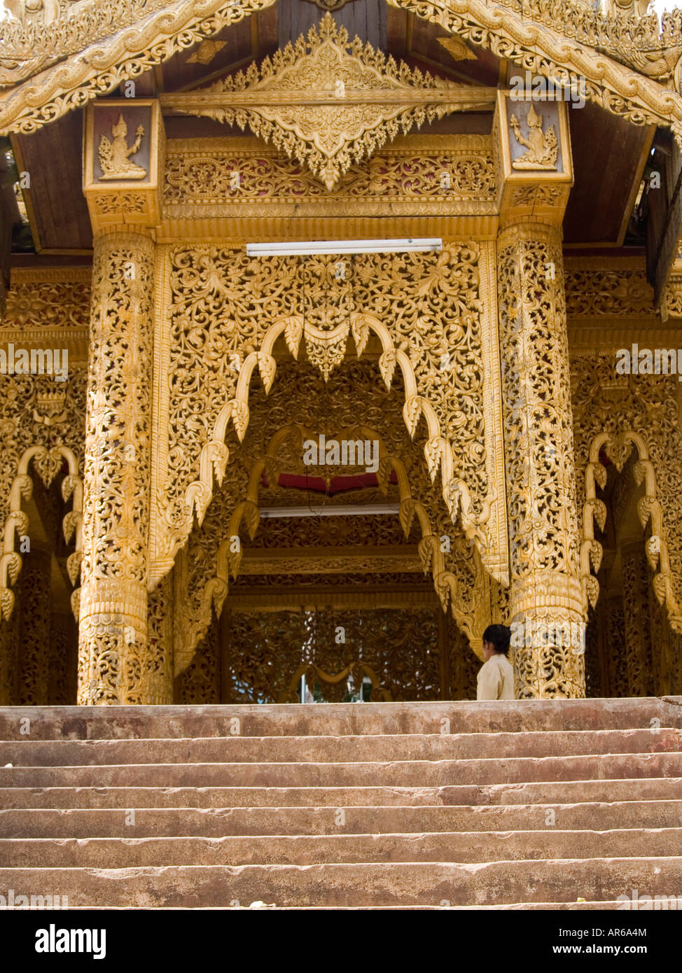 golden temple architecture Mount Popa Myanmar Stock Photo - Alamy