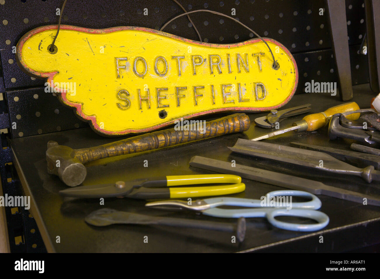 Footprint tools hi-res stock photography and images - Alamy