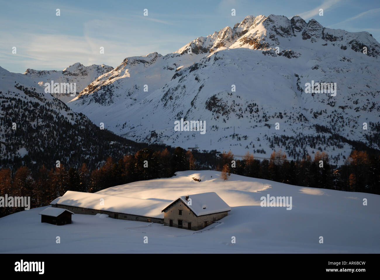 Alpine farm house and barn in winter snow, Corvatsch Surlej, Engadin ...
