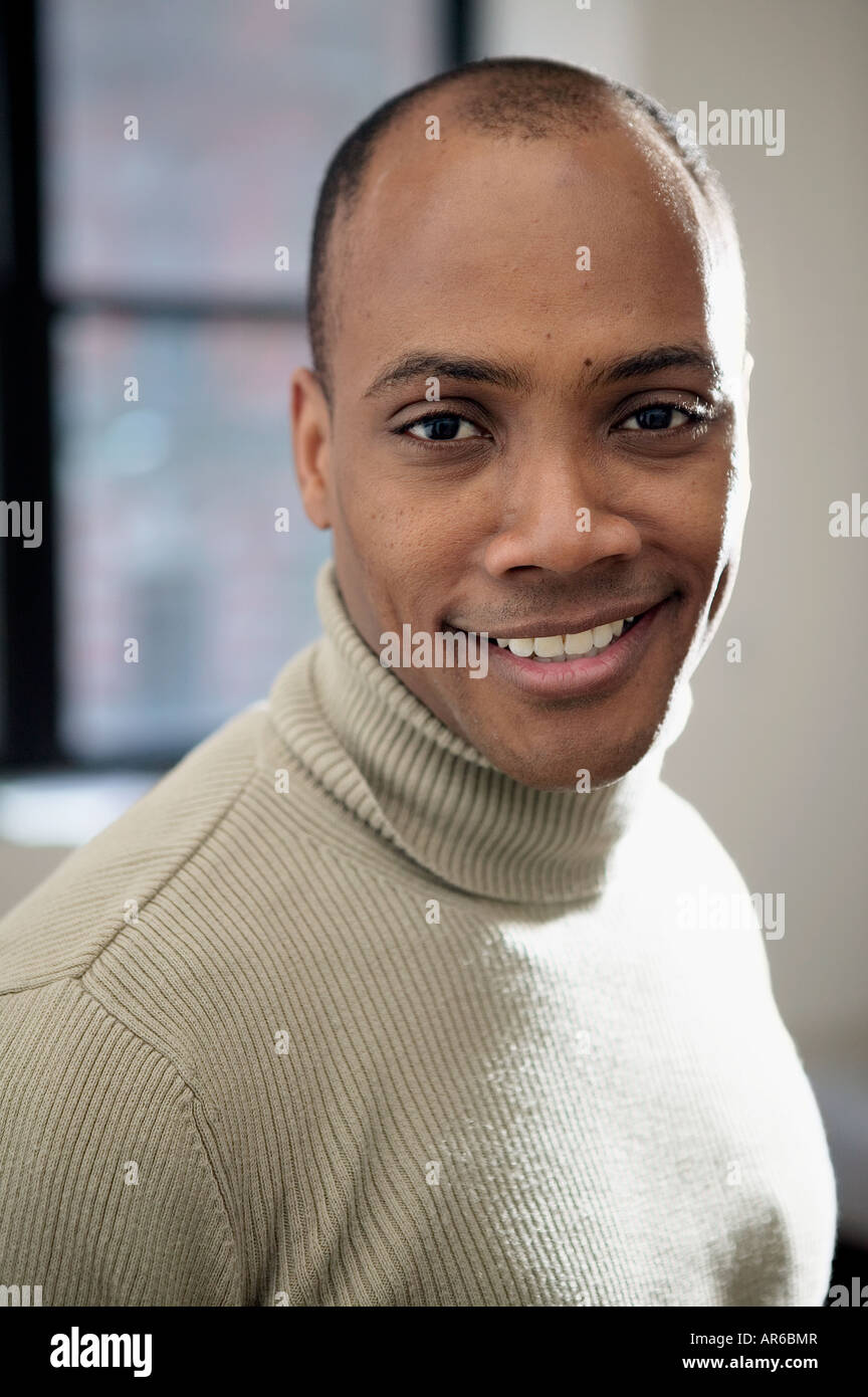 Portrait of a smiling man Stock Photo - Alamy
