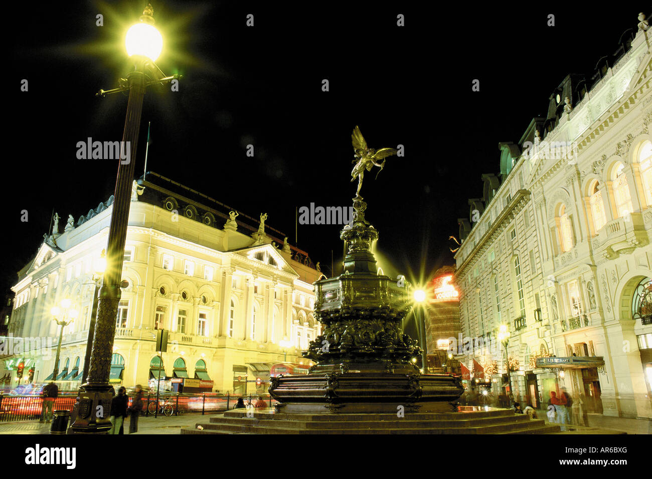 London picadilly hi-res stock photography and images - Alamy