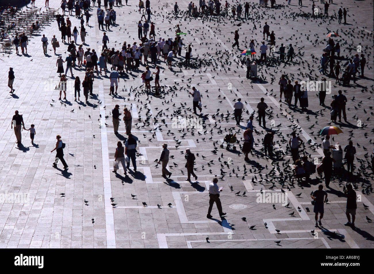 People in public square Stock Photo - Alamy