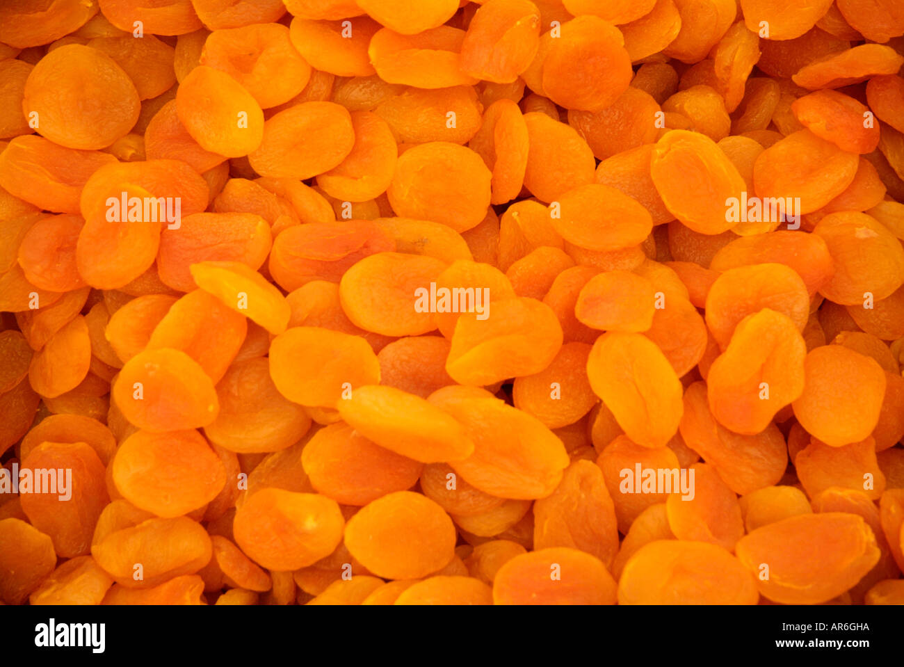 apricot dried whole fresh ingredient Stock Photo - Alamy