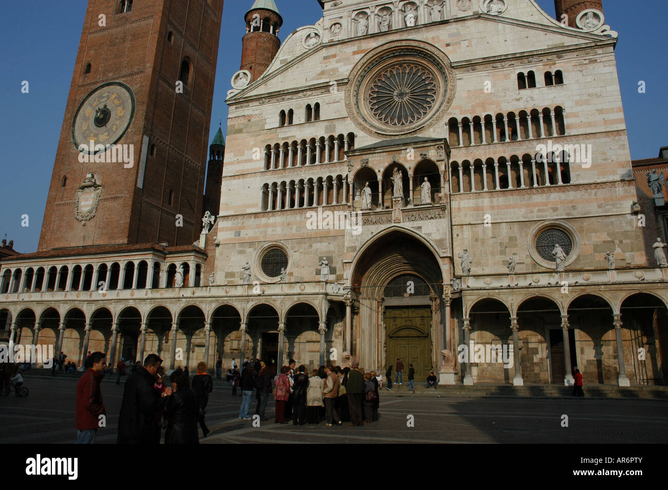 Duomo and Torrazzo Cremona Italia Stock Photo - Alamy