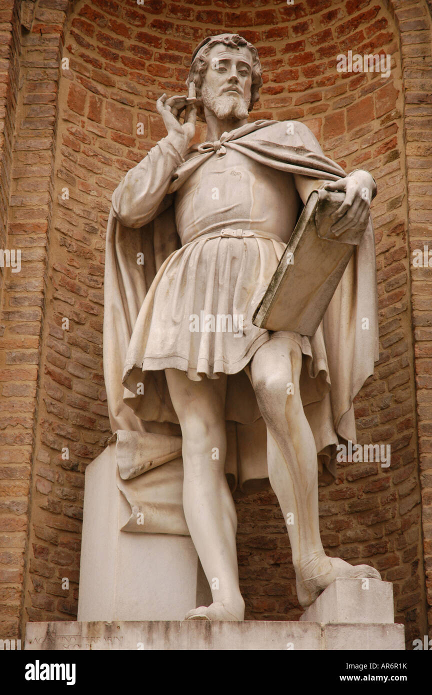 Antonio Allegri da Correggio statue Parma Italia Stock Photo - Alamy