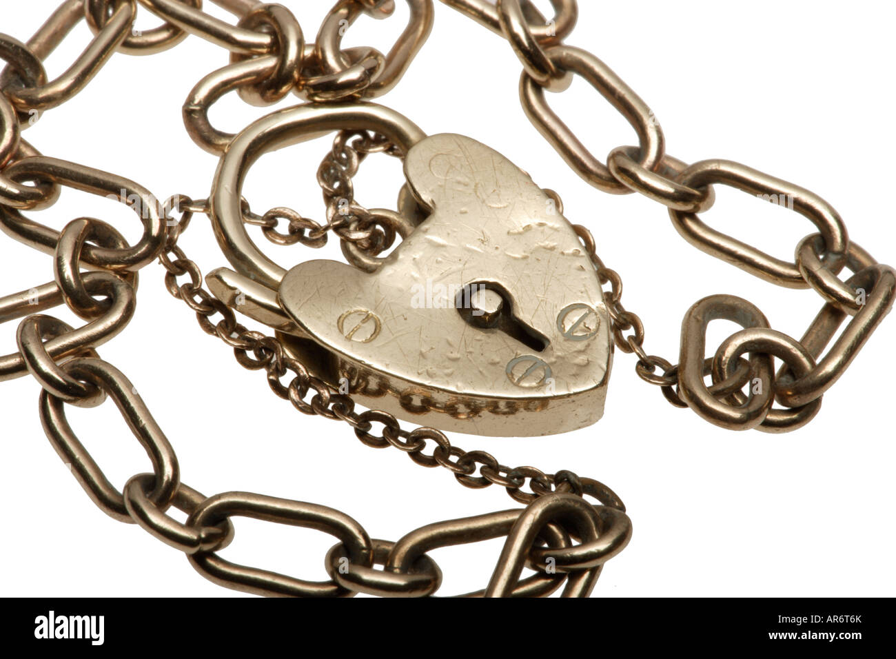 Small gold chain hi-res stock photography and images - Alamy