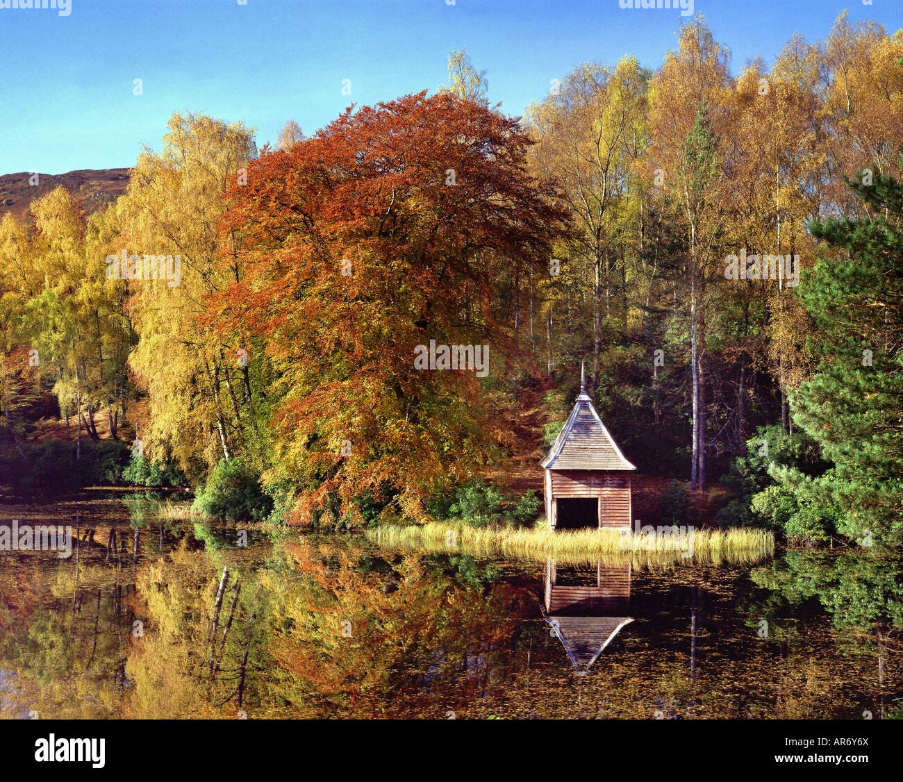 Loch dunmore hi-res stock photography and images - Alamy