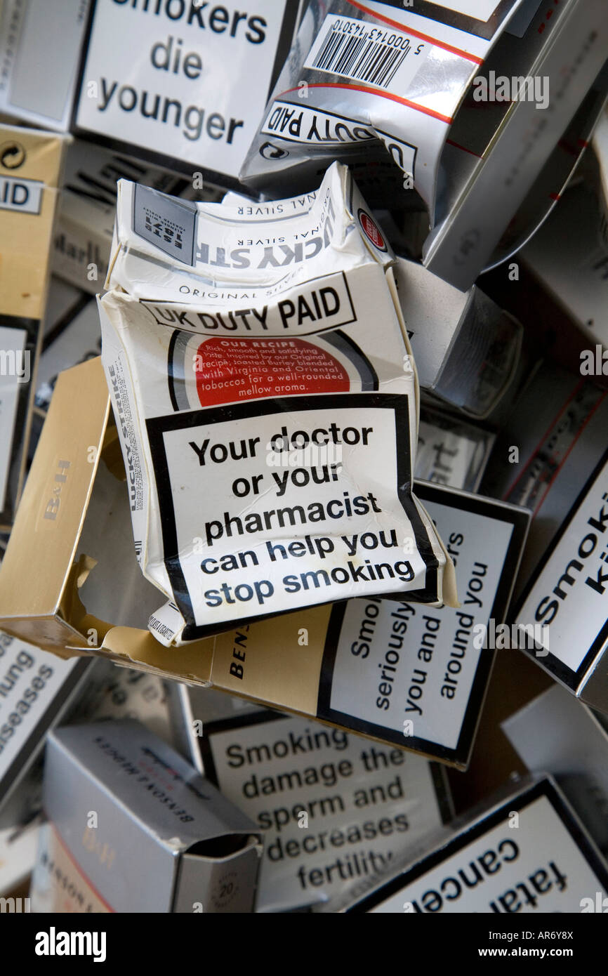 Cigarette packets warning hi-res stock photography and images - Alamy