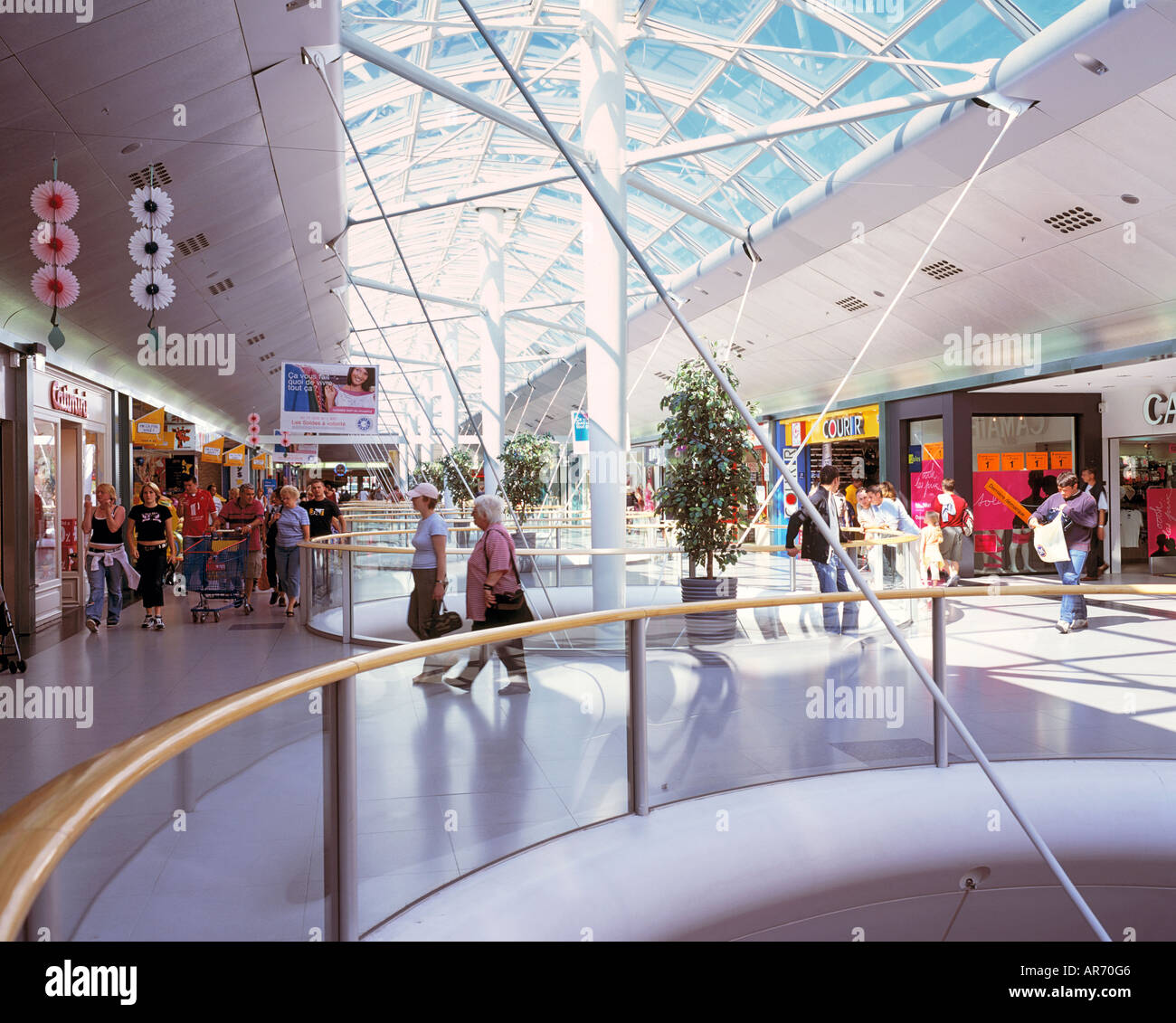 FRANCE NORD/PAS-DE-CALAIS CALAIS CITE EUROPE SHOPPING CENTRE Stock ...