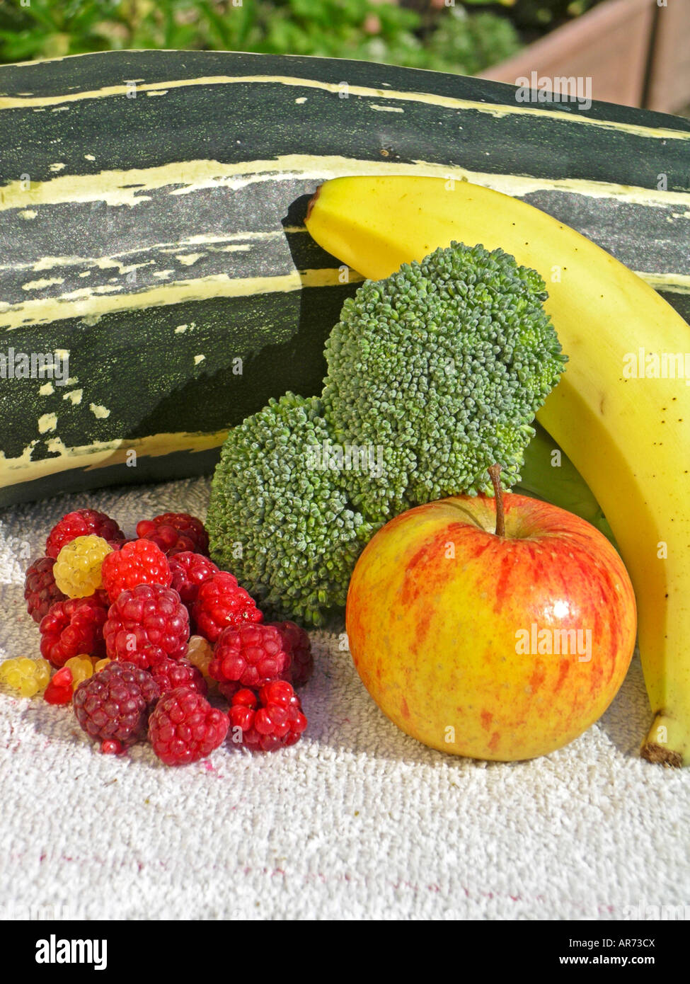 Five 5 a day hi-res stock photography and images - Alamy