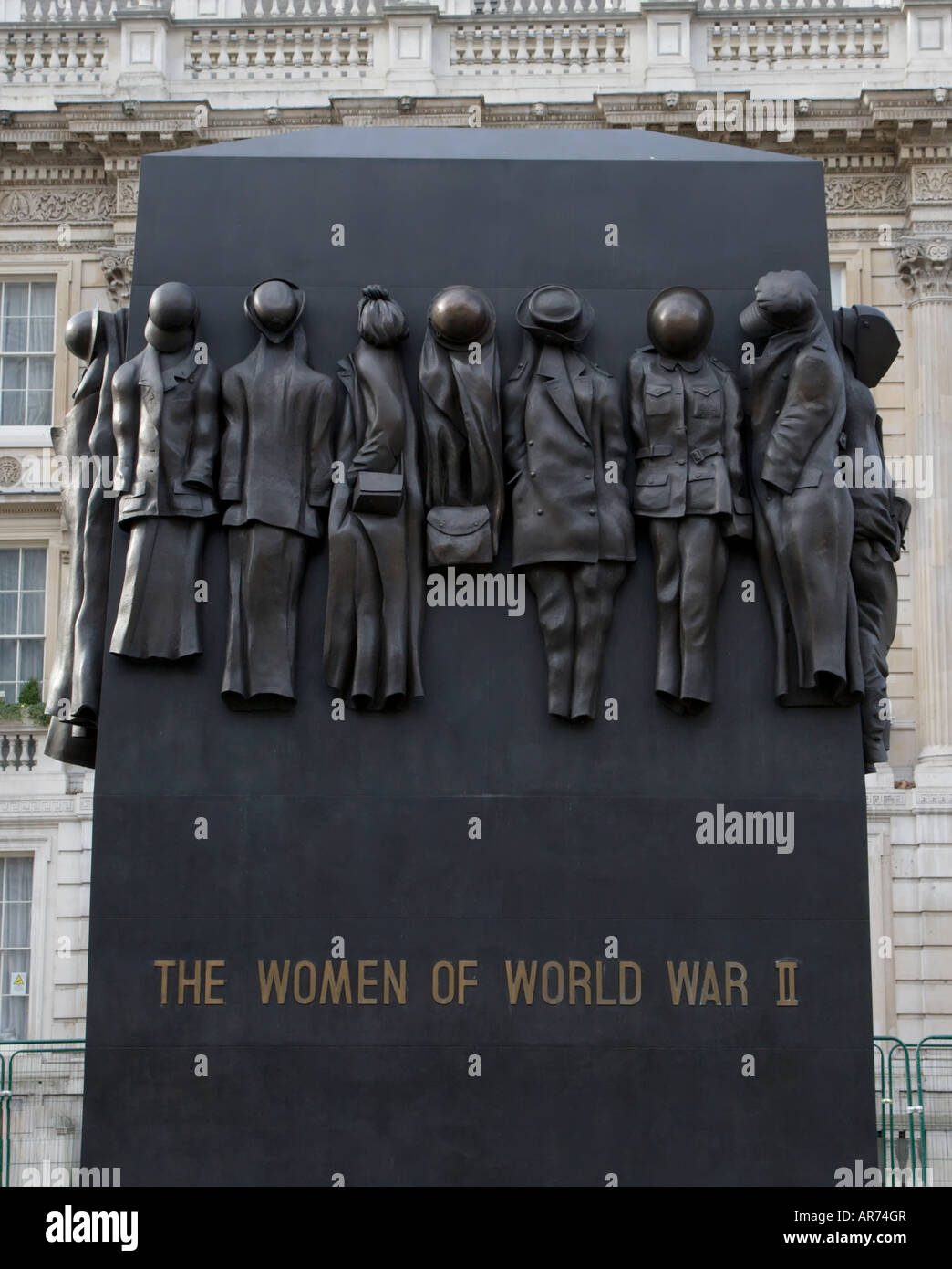 Women of world war two memorial hi-res stock photography and images - Alamy