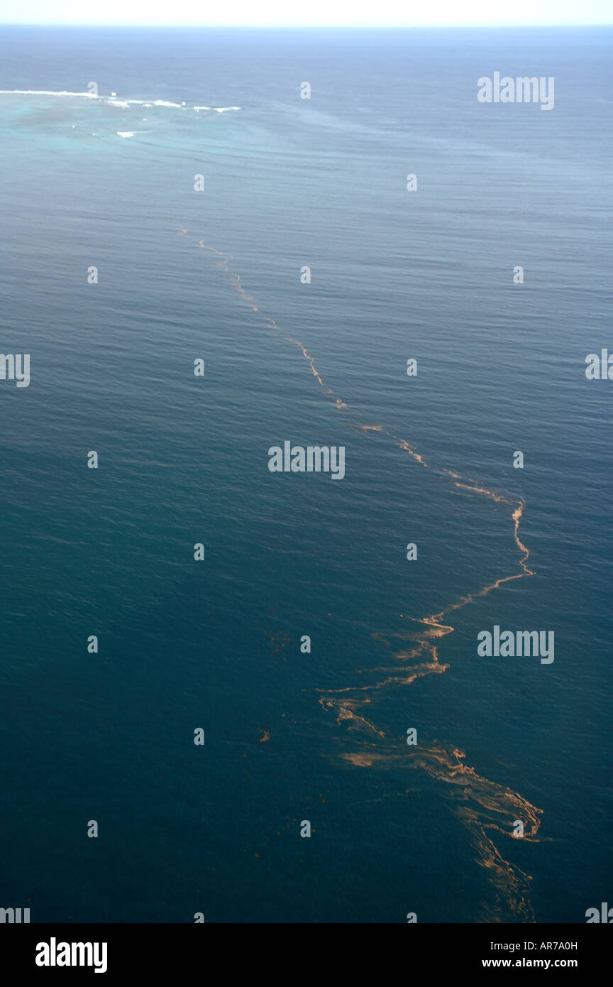 Coral spawn slick deriving from isolated coral reef Ningaloo Reef ...