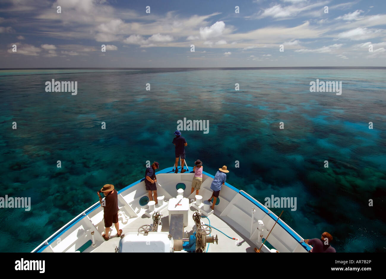 Ship mermaid hi-res stock photography and images - Alamy