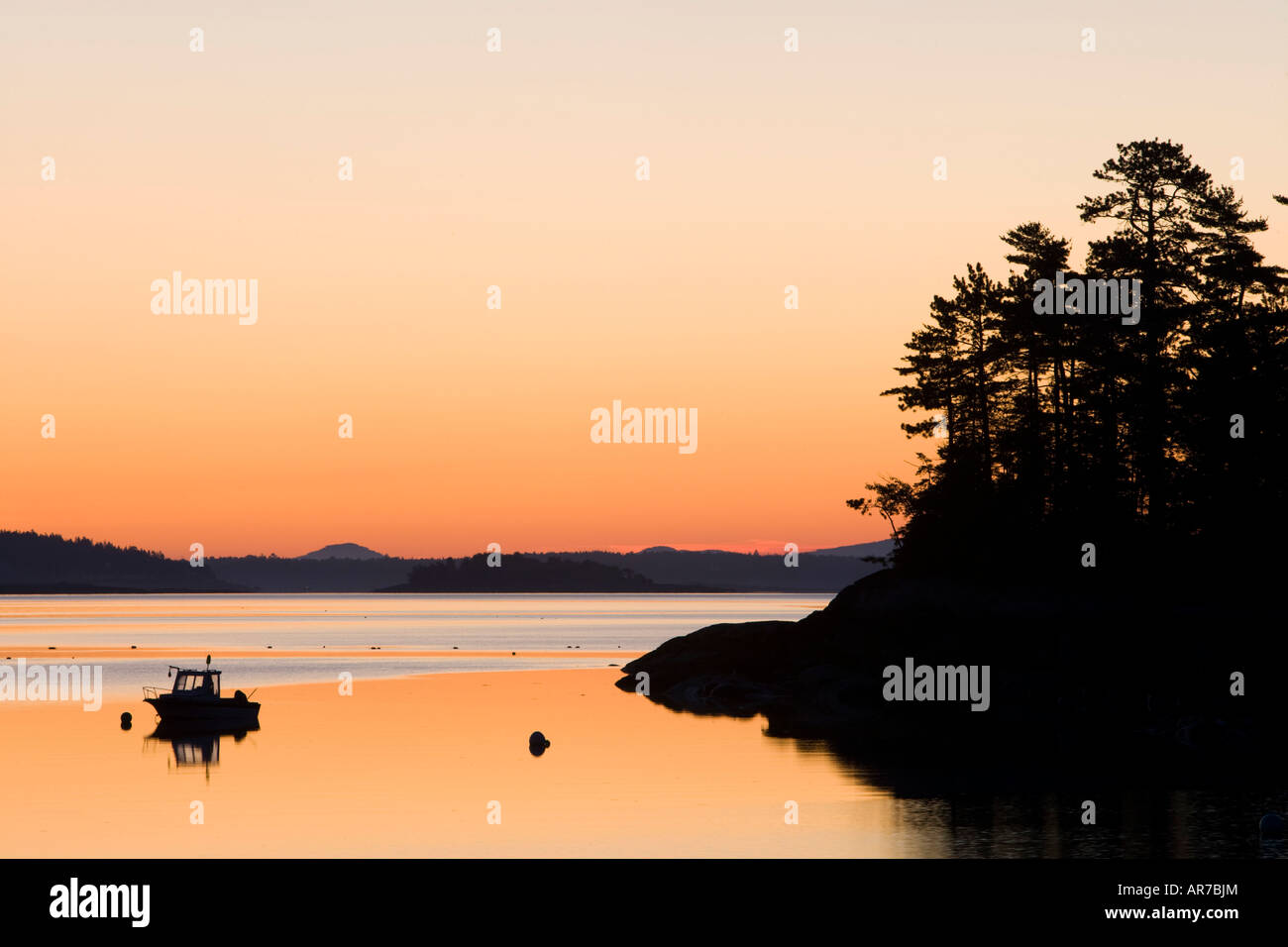 Dawn in Blue Hill Bay. Blue Hill Falls, Maine Stock Photo - Alamy