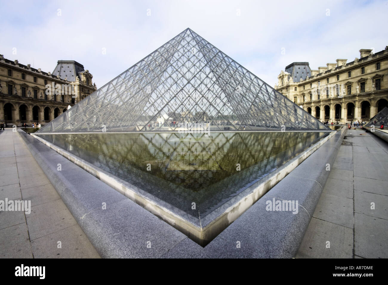 Pyramid by I M Pei at the Louvre gallery in Paris Stock Photo - Alamy