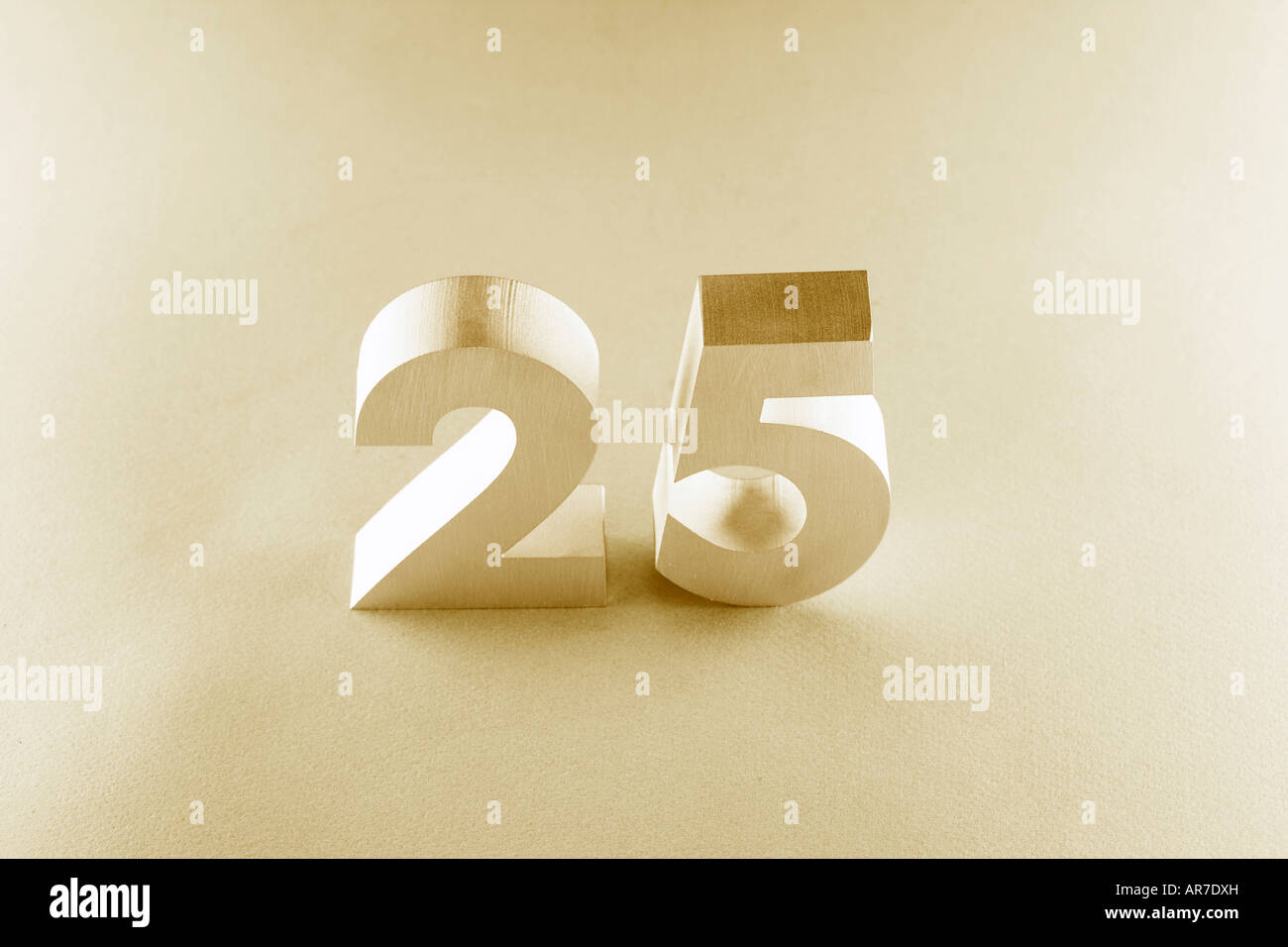 25th anniversary gold hi-res stock photography and images - Alamy