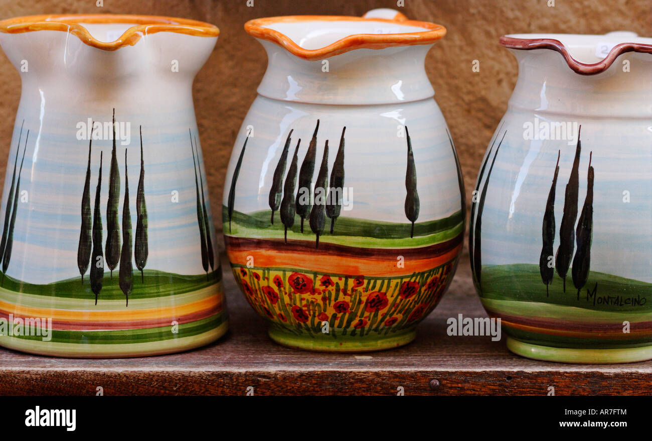 Tuscany italy ceramic painted pottery hi-res stock photography and ...