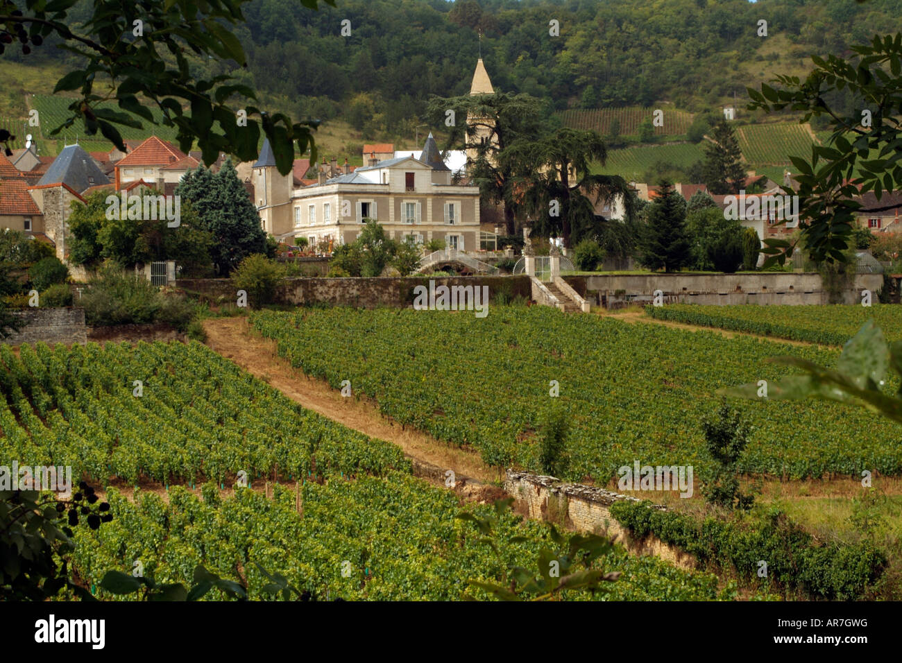 Beaune france village overview hi-res stock photography and images - Alamy