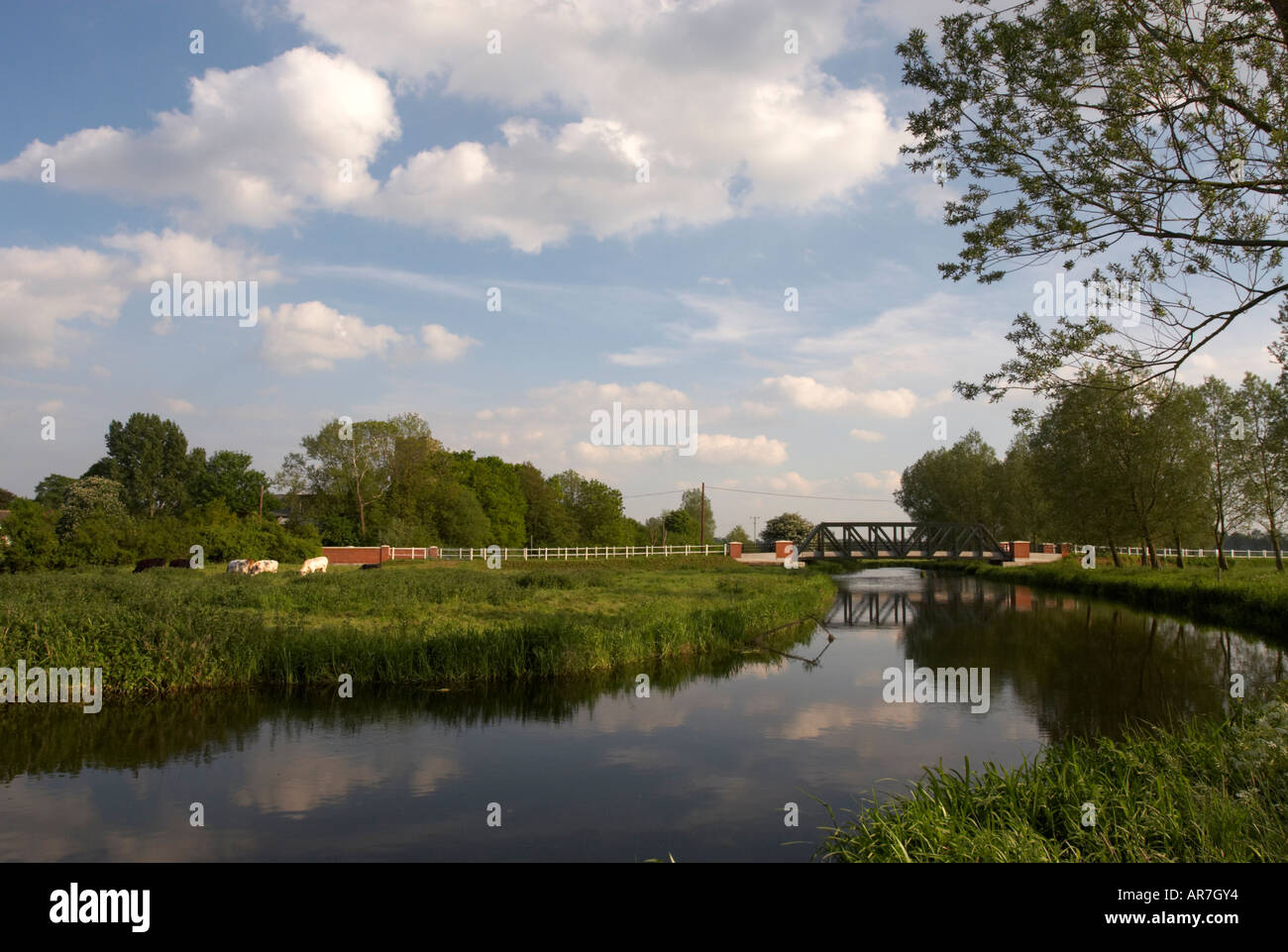 Mendham suffolk hi-res stock photography and images - Alamy