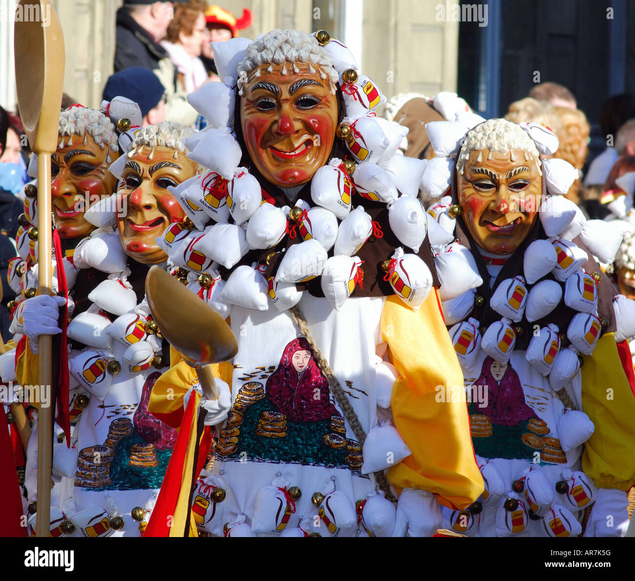 Procession carnival hi-res stock photography and images - Alamy