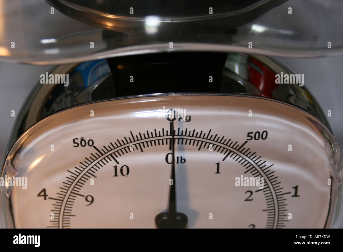 Retro kitchen scales Stock Photo - Alamy