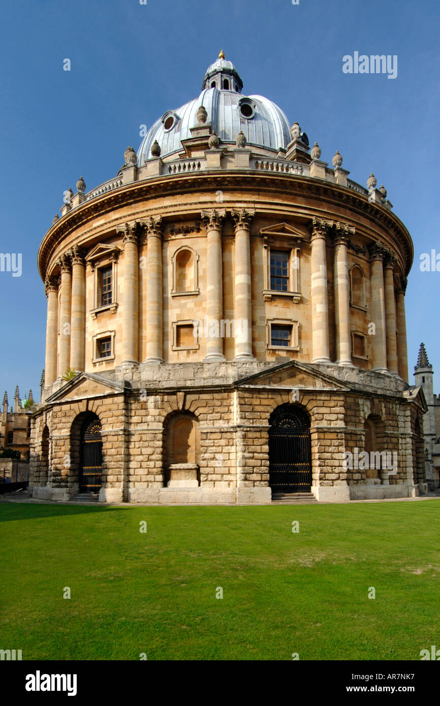 The Radcliffe Camera building (which has housed the Bodleian library ...
