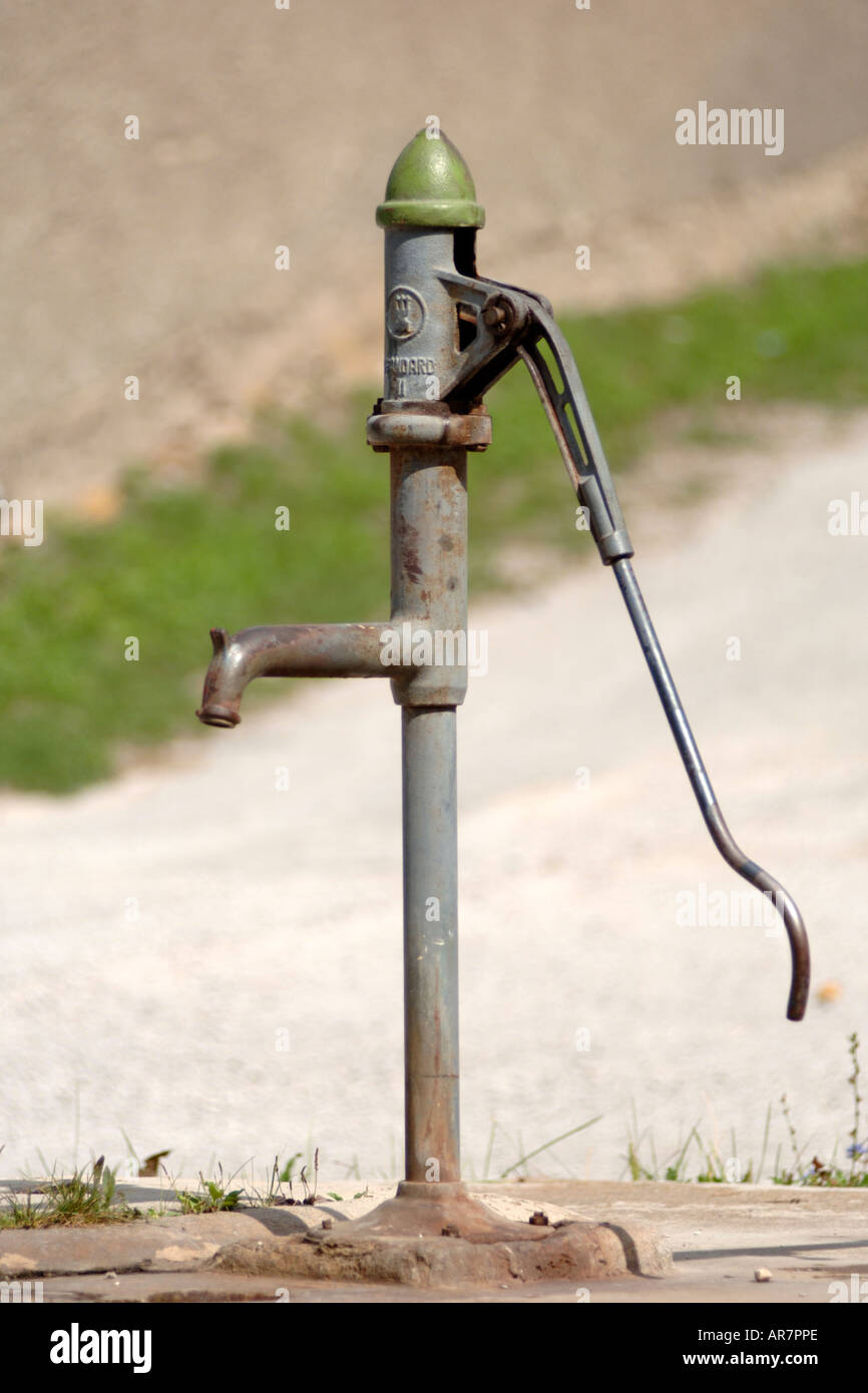 Basic water pump hi-res stock photography and images - Alamy