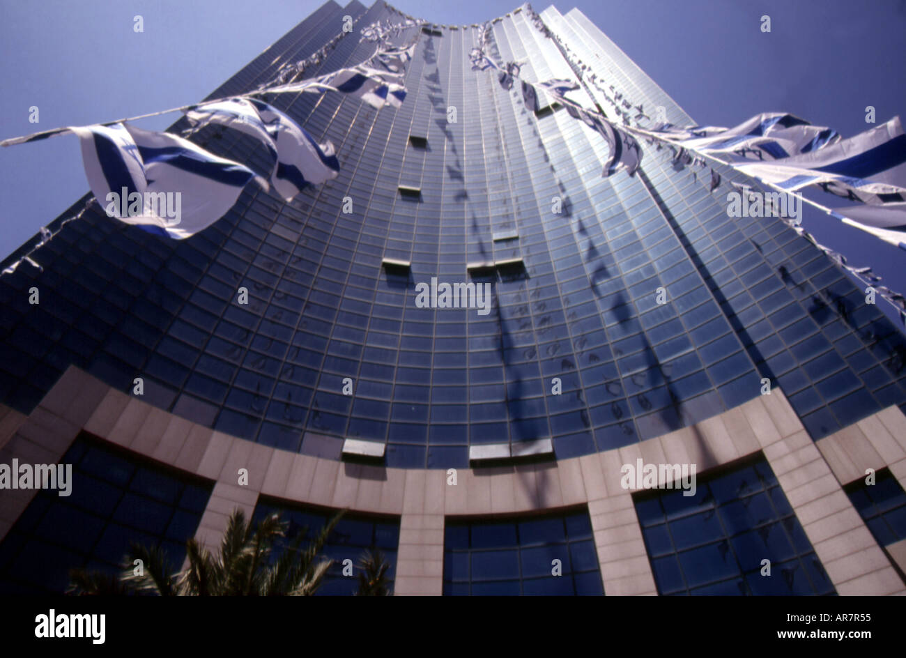 Modern Office tower in Tel Aviv Israel Stock Photo - Alamy