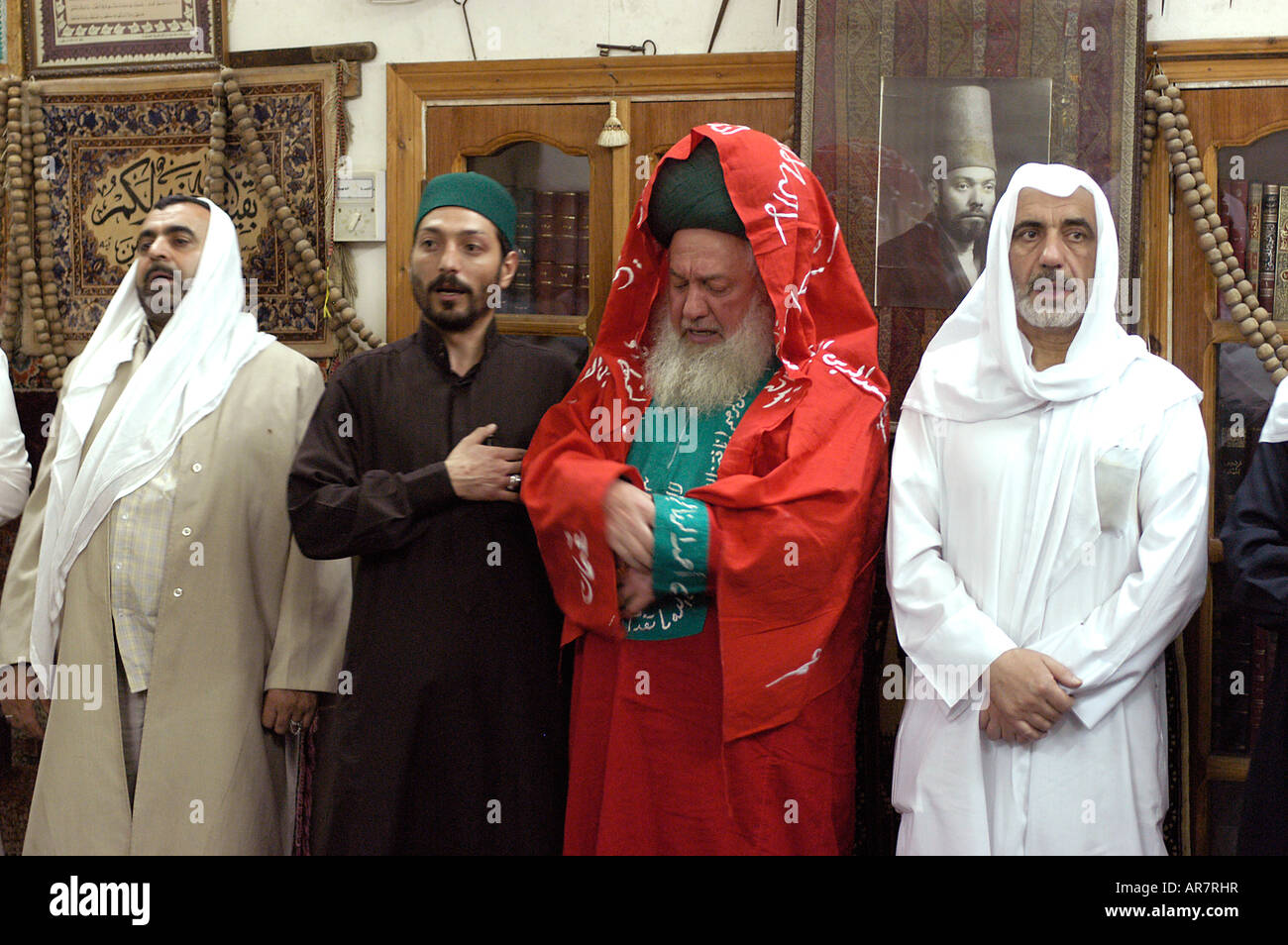 Traditional music syria hi-res stock photography and images - Alamy