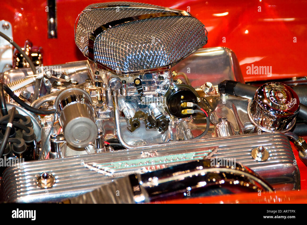 Classic car engine rebuild hi-res stock photography and images - Alamy