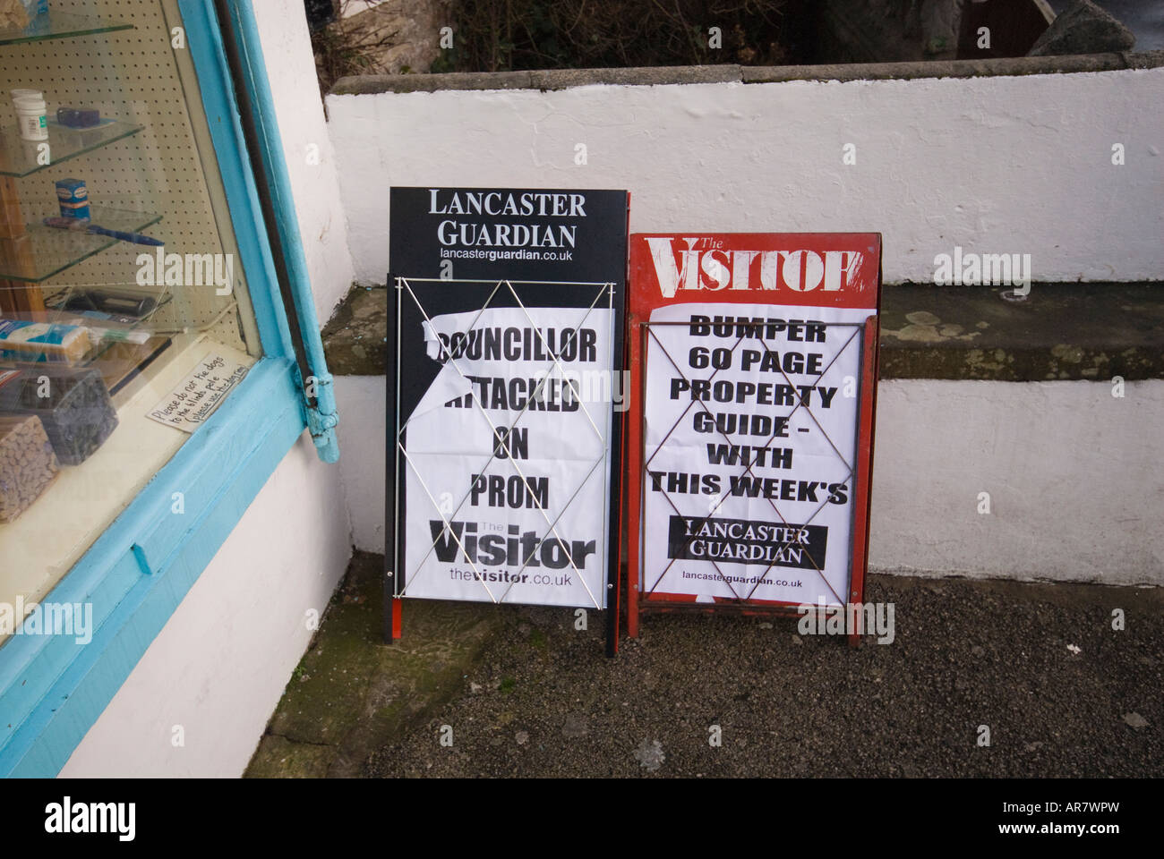 Newspaper Headlines Board High Resolution Stock Photography and Images ...