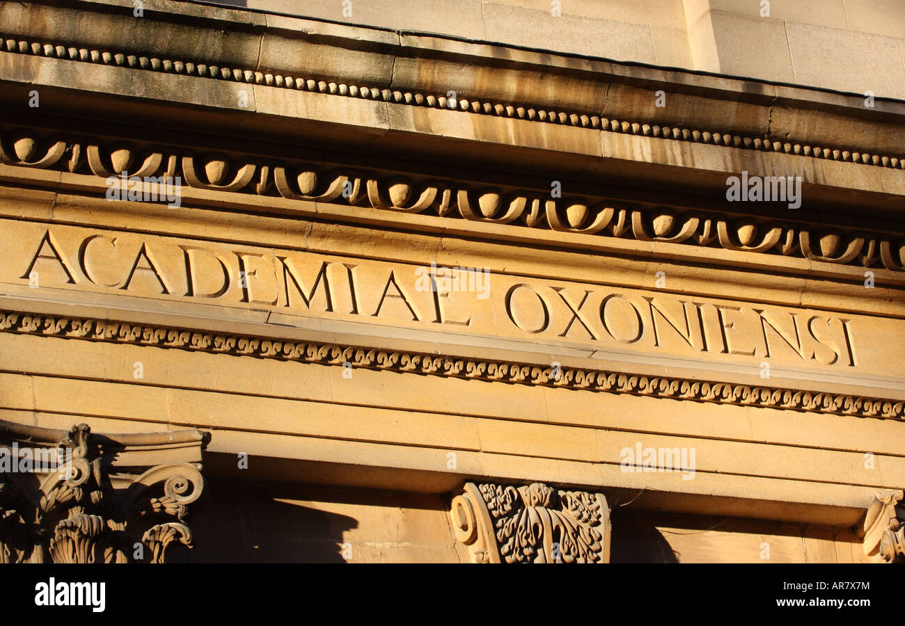 Oxford university motto hi-res stock photography and images - Alamy