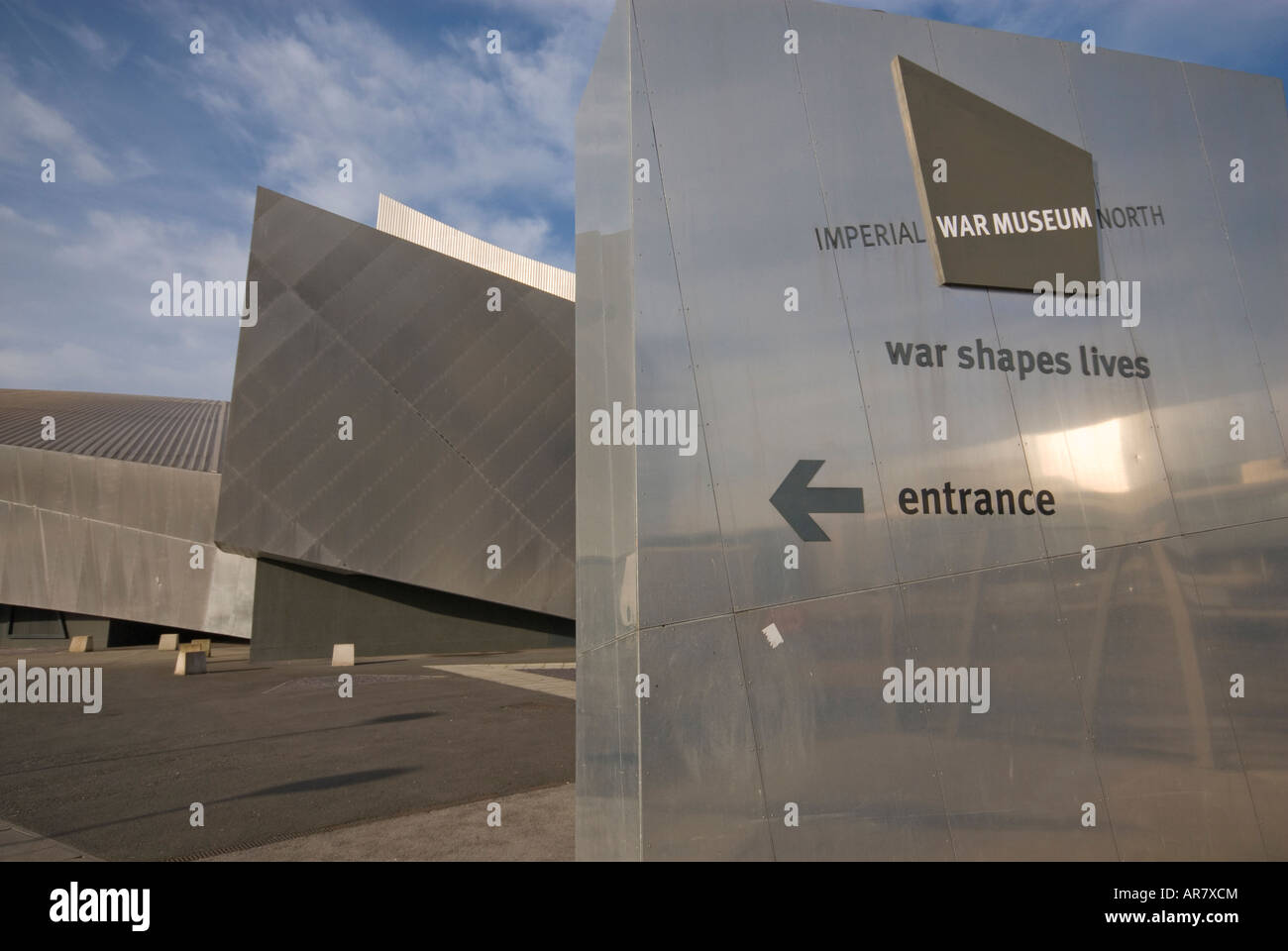 Imperial War Museum North Entrance Stock Photo - Alamy
