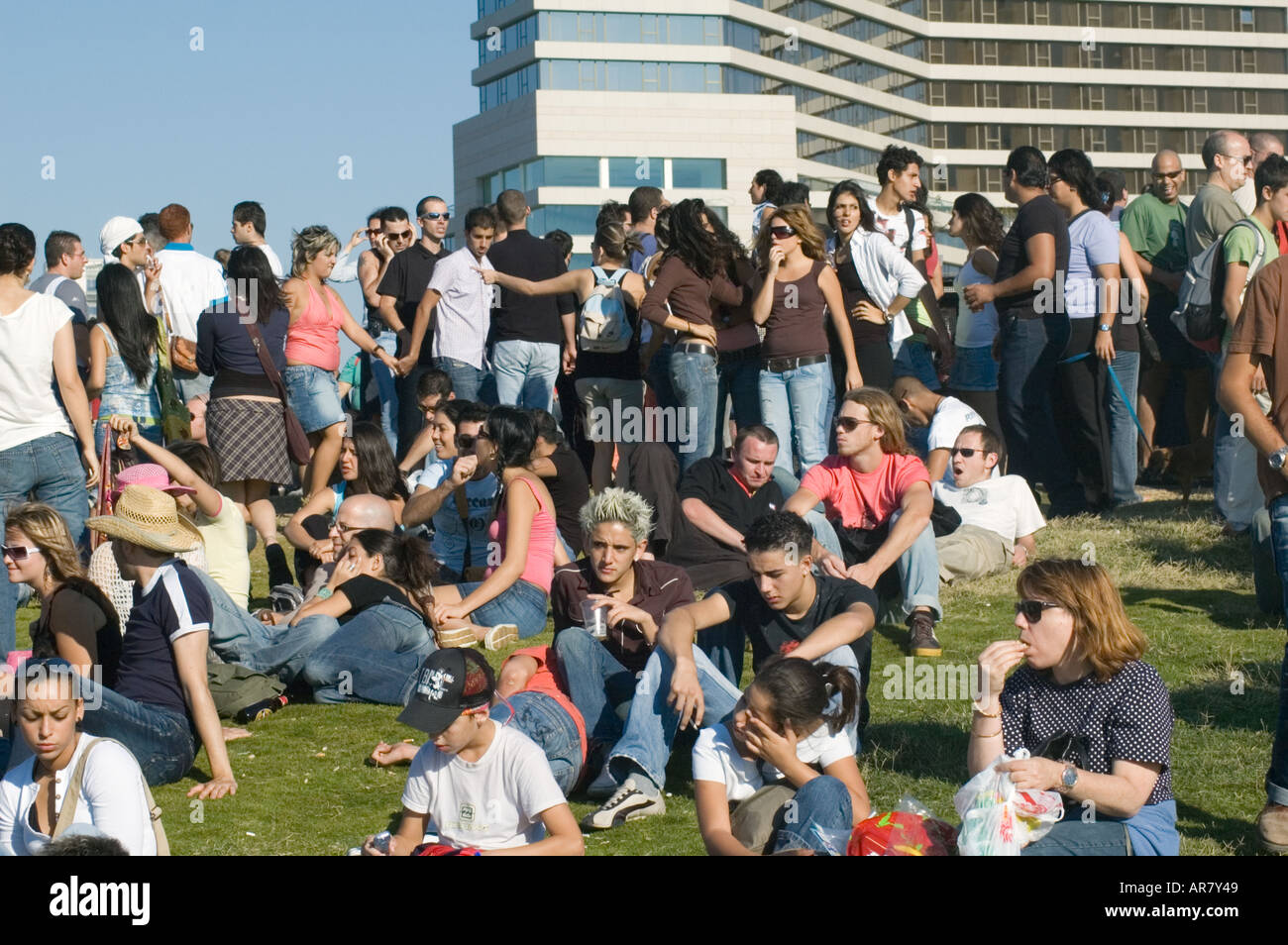 Tired participants resting hi-res stock photography and images - Alamy
