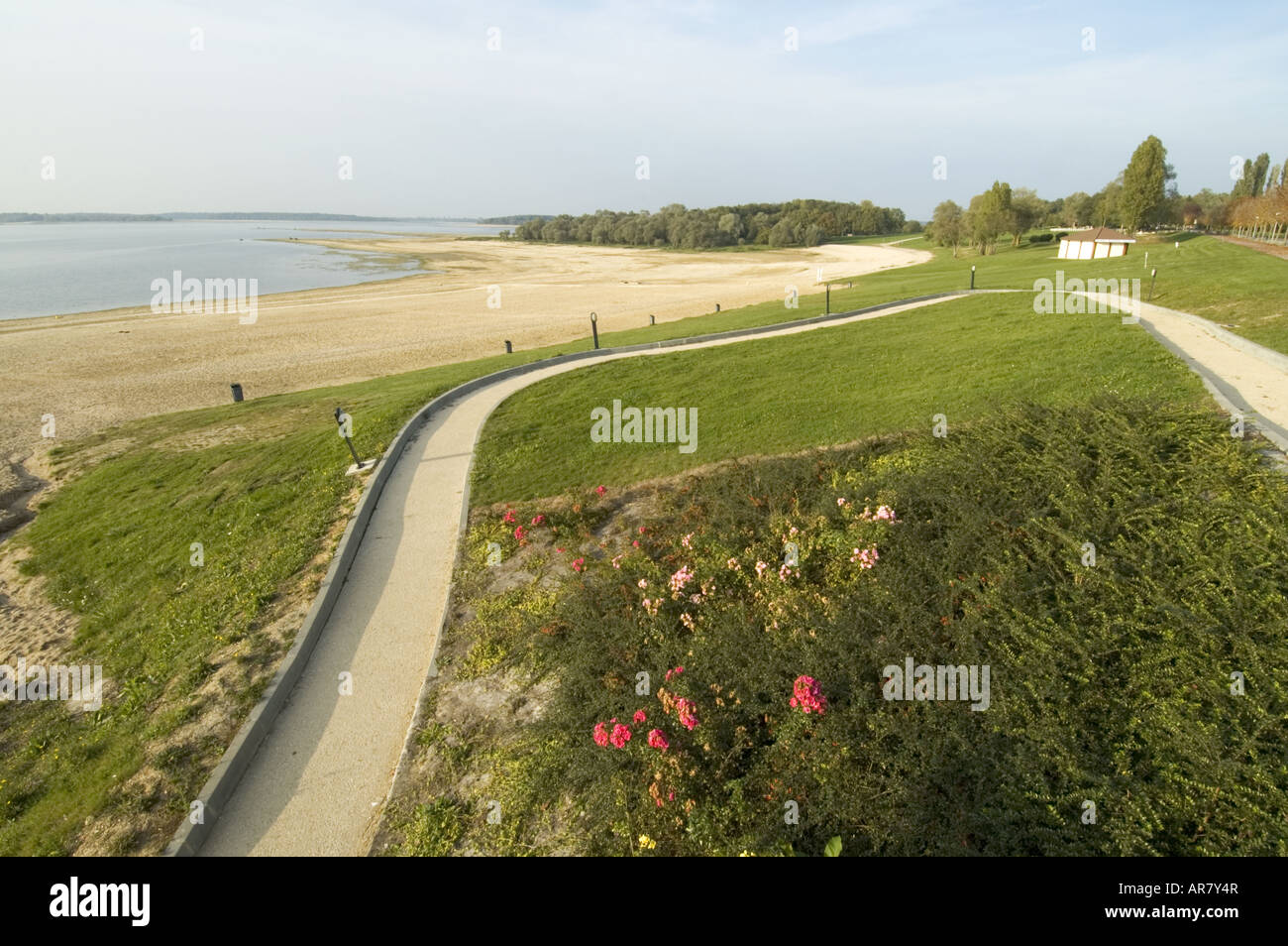 Lac d orient hi-res stock photography and images - Alamy