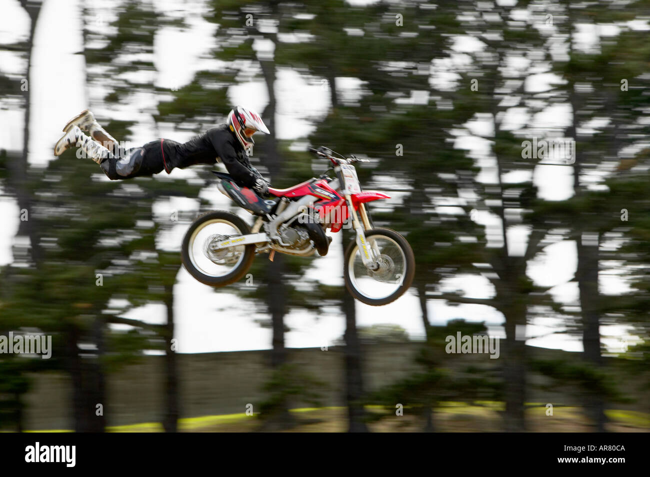 Crusty Demons Global Assault Tour 2004 Freestyle moto x Model release ...