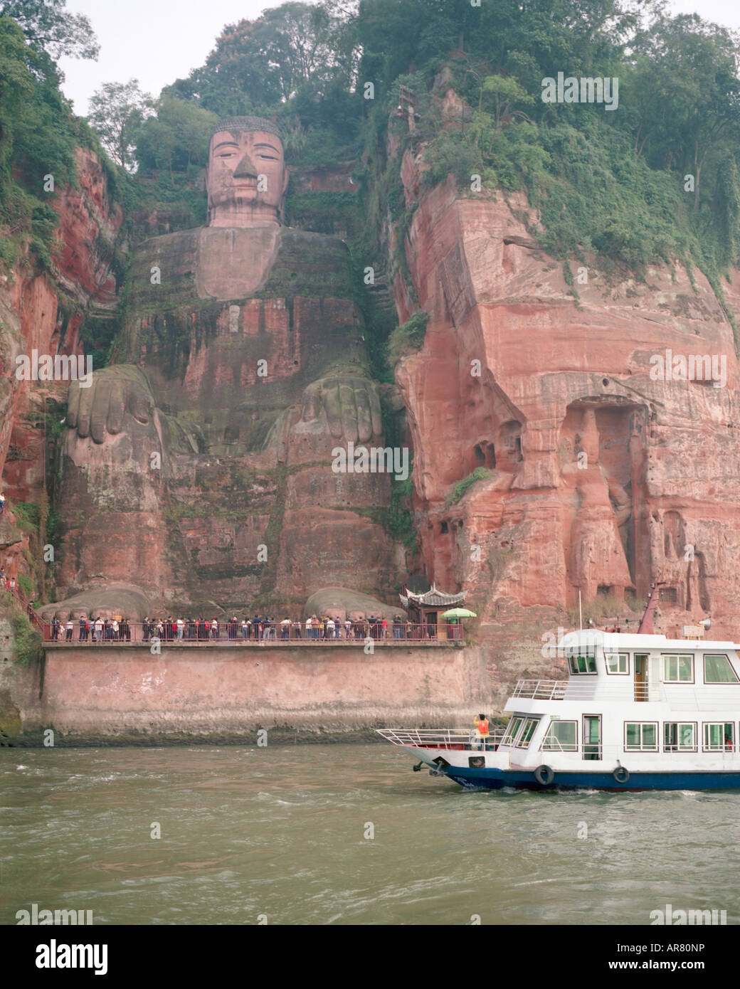 Leshan Grand (Giant) Buddha Statue Stock Photo - Alamy