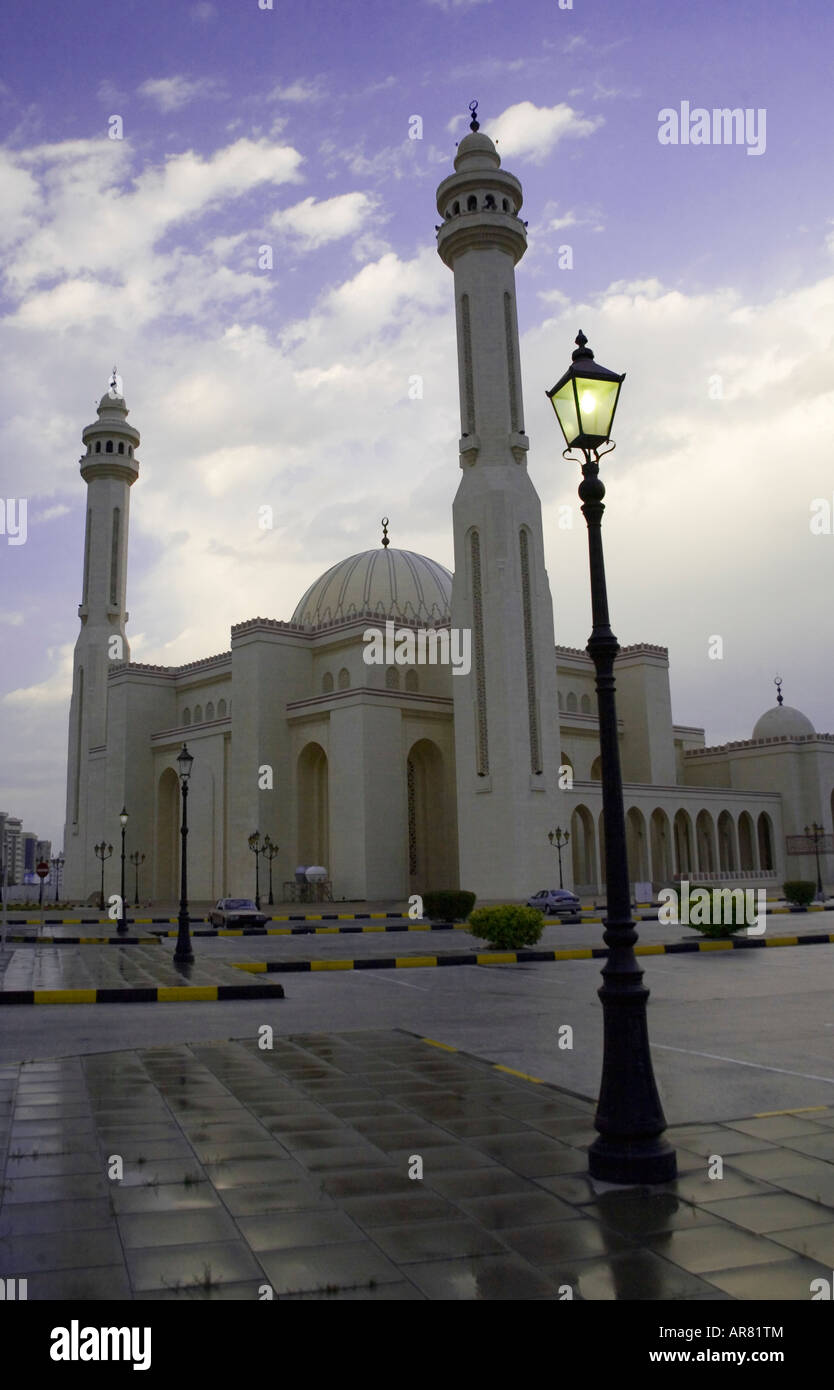 Al Fatah Mosque, Manama, Bahrain Stock Photo - Alamy