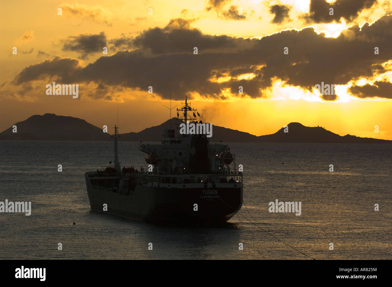 Boat in the harbour in Shipwreck Bay, Taolagnaro, Fort Dauphin ...