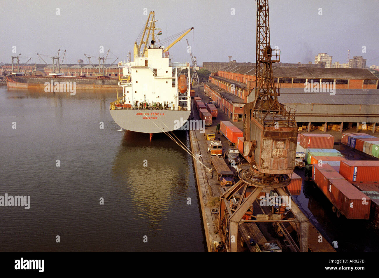 Calcutta port, Kolkata port, West Bengal, India, Port of Kolkata ...