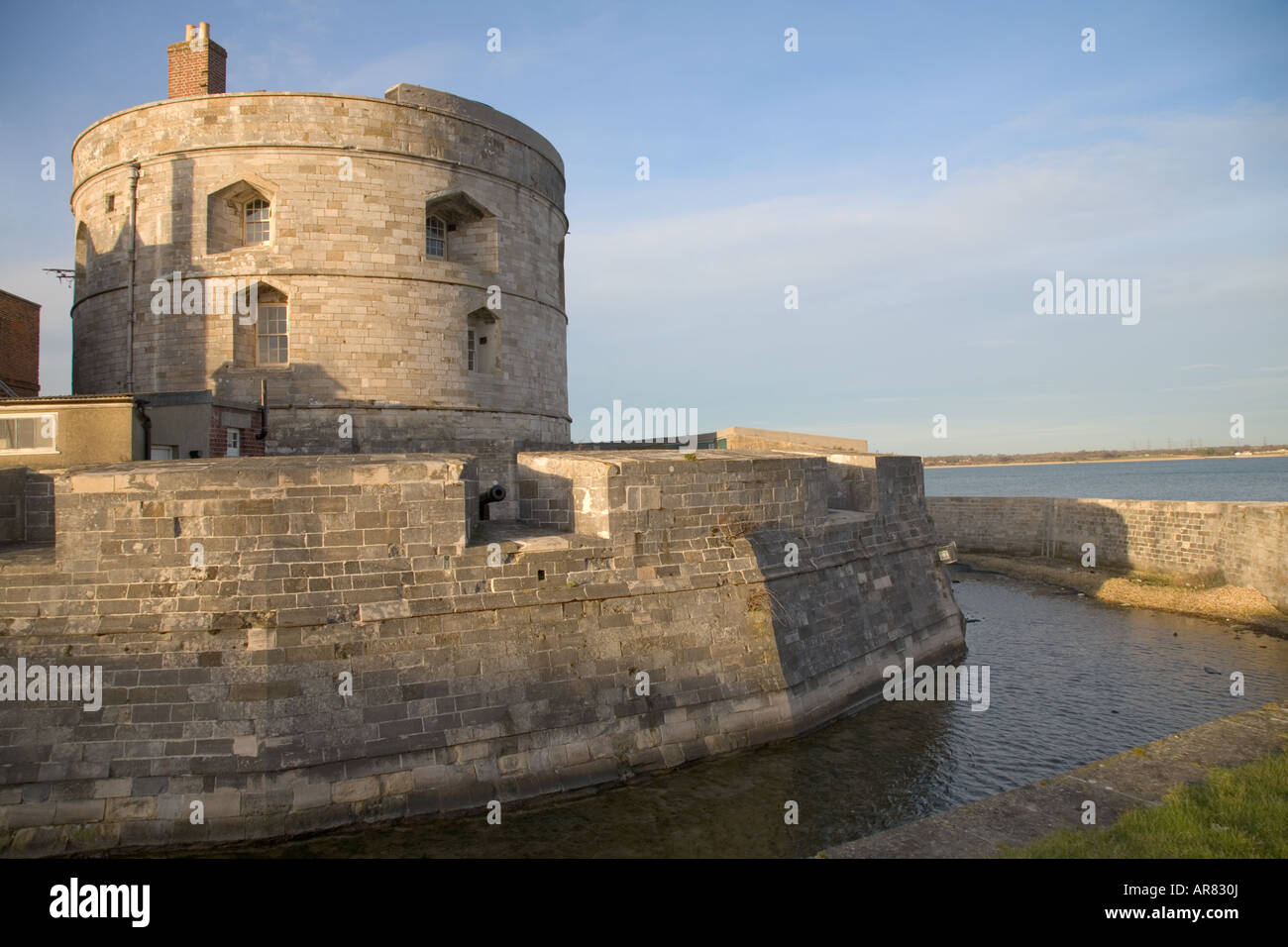 Calshot Castle Hampshire Stock Photo - Alamy