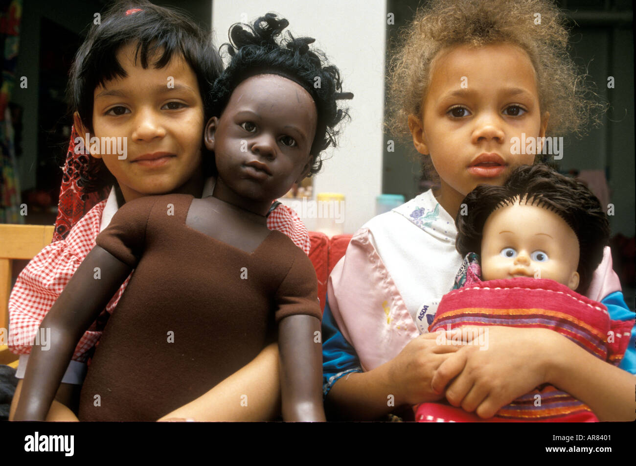 Children playing nursery uk hi-res stock photography and images - Alamy