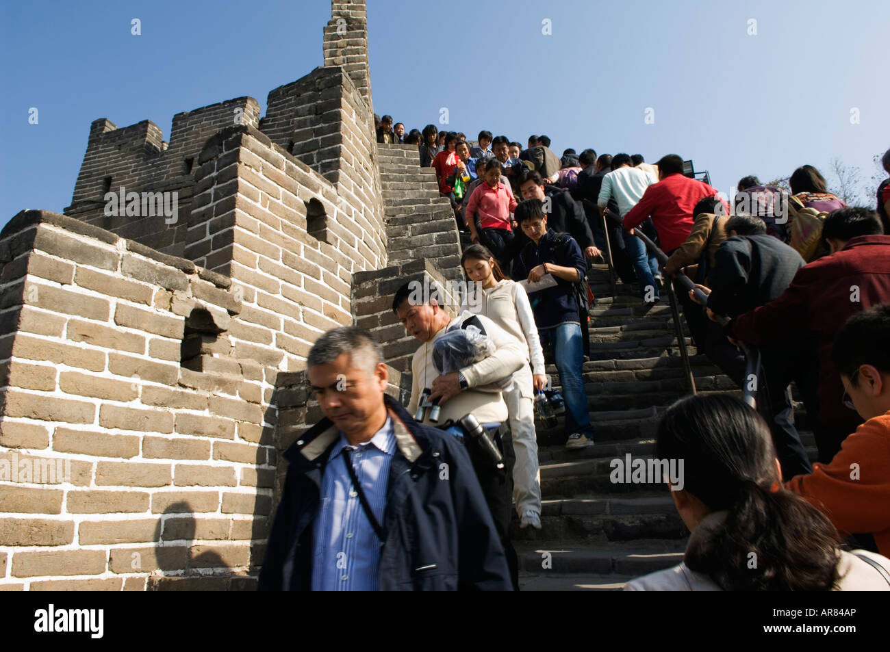 crowds of tourist on The Great Wall of China at Badling China Stock ...