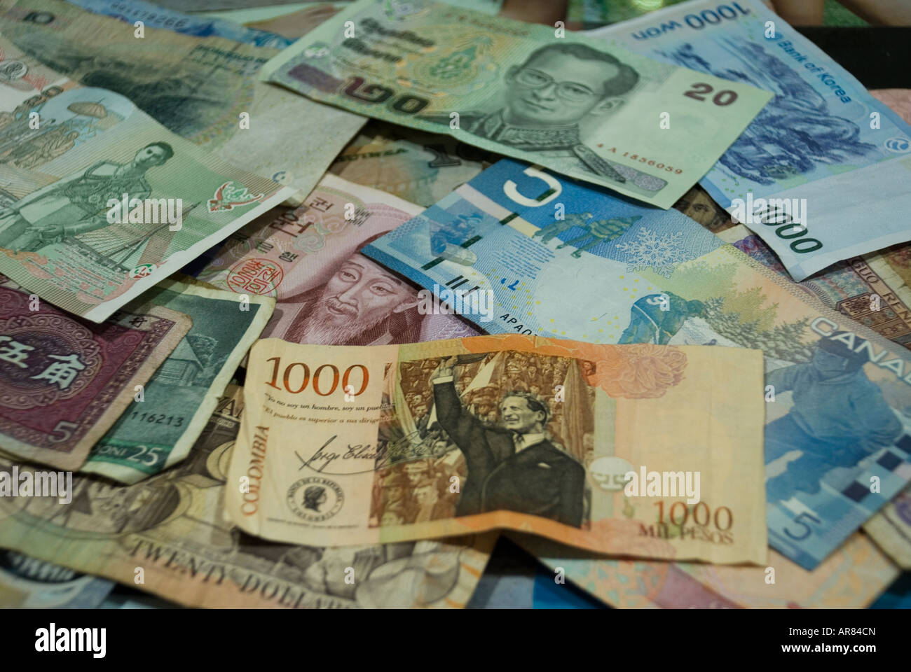 Mix currency notes hi-res stock photography and images - Alamy