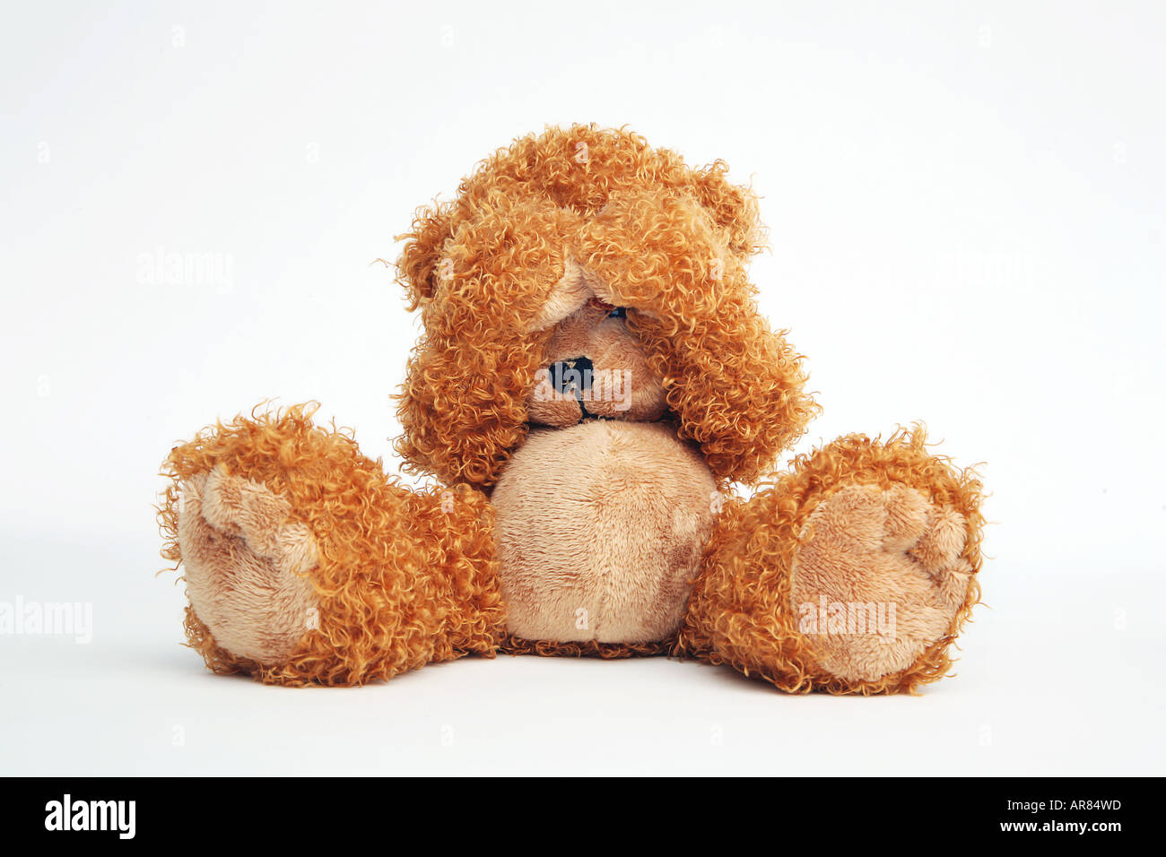Teddy bear hiding his eyes Stock Photo - Alamy