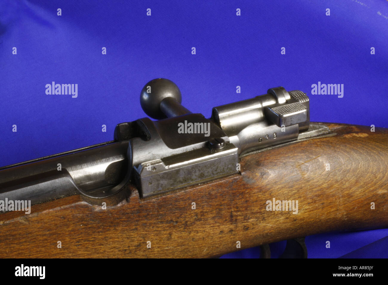 Breech loading hi-res stock photography and images - Alamy