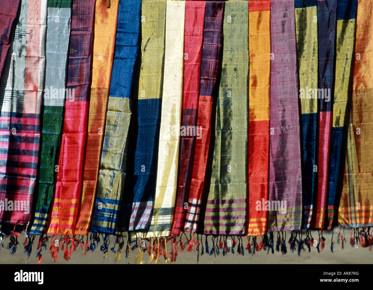 Indian Silk scarves Stock Photo - Alamy